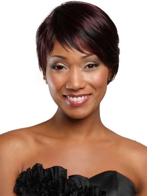 17 Super Cute Pixie Cuts With Bangs