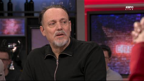 Hugo Borst Gaat Helemaal Los Die Man Liegt Alleen Maar En Is Niet