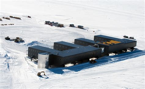 The South Pole Station Inside