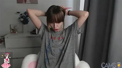 Female Webcam Model B4by Lol1 From Stripchat Reviewed By Cams Reviews