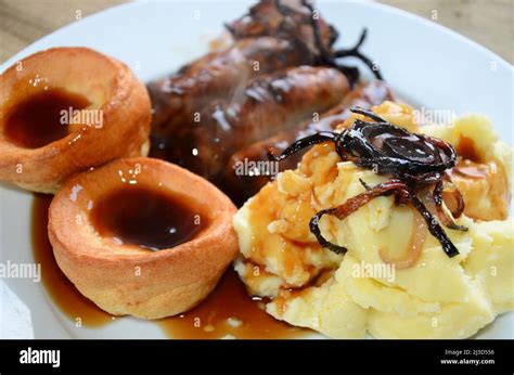 Bangers And Mash In Yorkshire Pudding At Candy Harper Blog