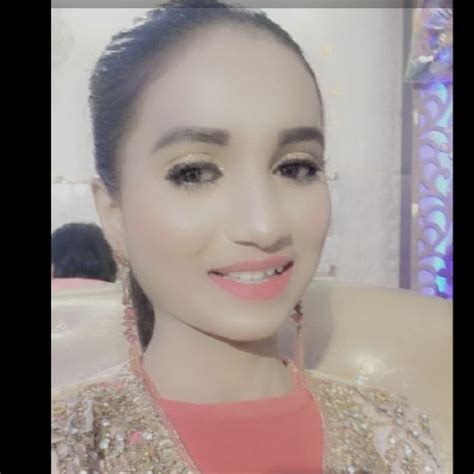 Alisha Khan Karachi University Karāchi Sindh Pakistan Linkedin