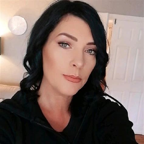 Caroline Corish Retail Manager Safura Linkedin