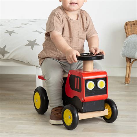 Bigjig Toys Ride On Tractor Red Wilko
