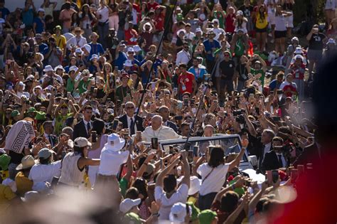 照片回顾世青节 教宗给青年人在一起办告解、拜苦路（里斯本8月4日）day 4 万有真原