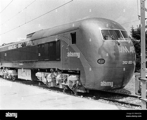 Streamlined Diesel Locomotives