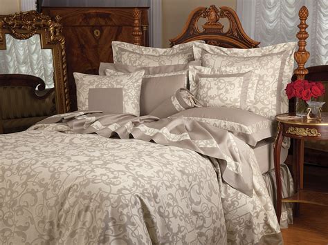 Royalty - Luxury Bedding - Italian Bed Linens - Schweitzer Linen