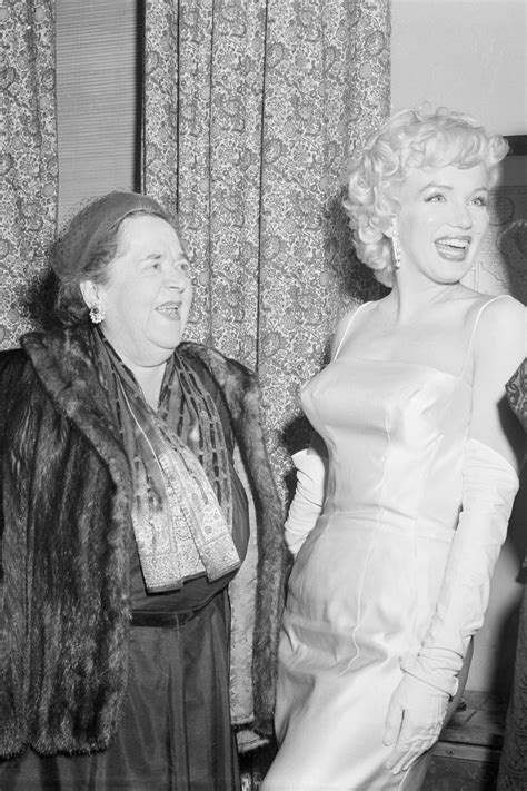 The Secret To Hosting A Party For The Ages According To Jackie Kennedy