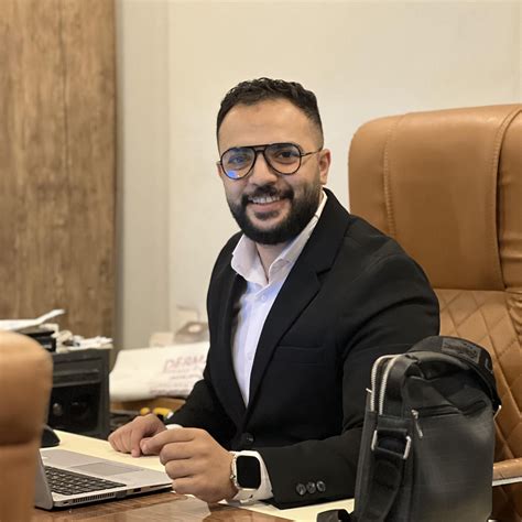 Ahmed H Zaki مطلوب لشركة سعوديه والعمل من مصر بنظام Facebook