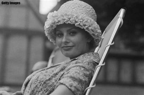Young Sophia Loren And Her Beautiful Homemade Outfits