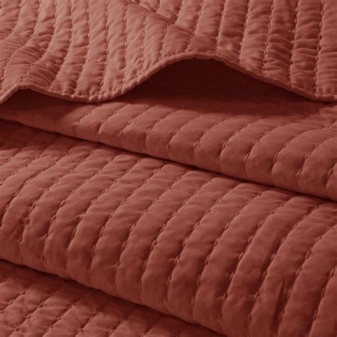 Madison Park Keaton Barwick Reversible Solid 3 Piece Quilt Set And Reviews Wayfair Coverlet