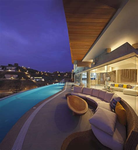 Veronica Beach House By Longhi Architects