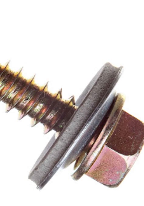 בורג איסכורית מכולה בזמן 2000 בעמ