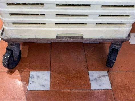 Assorted Glassware And Racks Roller Auctions