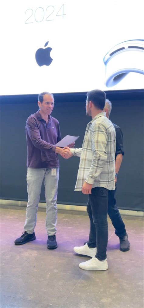 Amit Matz On Linkedin Im Very Honored To Take Part In Apples Excellence Awards Ceremony