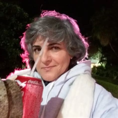 Fatima Varella Casavarella • Threads Say More