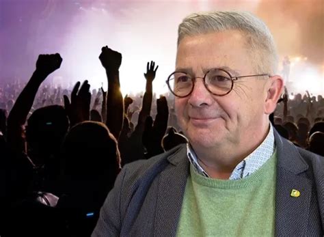 Kris Van Dijck Over Acdc Dessel Staat Naast Londen Parijs En Wenen Rtv