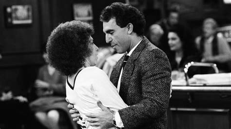 Murió Jay Thomas Actor De Cheers Y Mork And Mindy Infobae