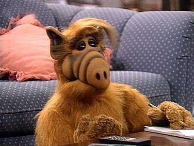 11 Of The Most Memorable Non Human Sitcom Characters Tvovermind