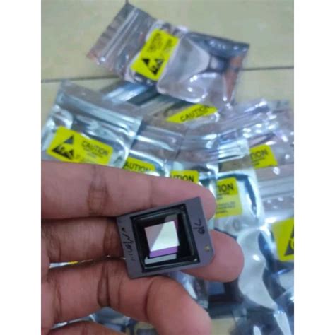 Jual Dmd Chip Projector 8060 Small Shopee Indonesia
