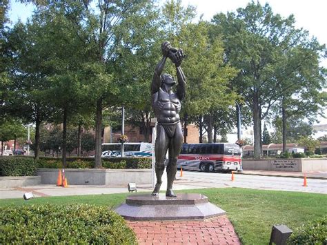 Behold Kunta Kinte Uplifting His New Son Kizzy King Center Atlanta