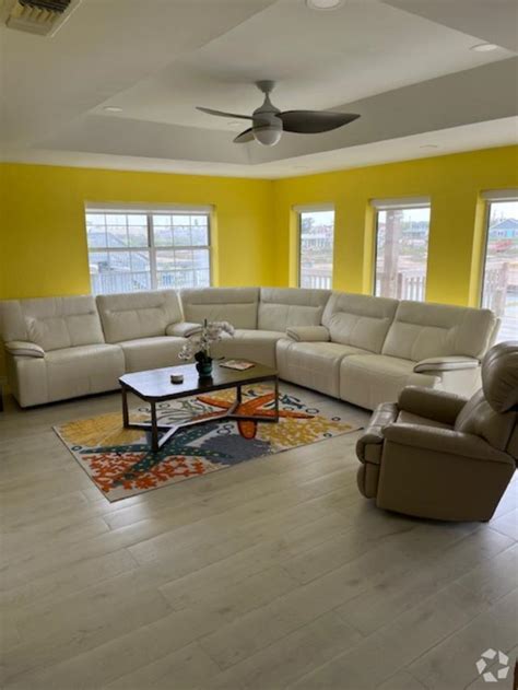 Apartments For Rent In Port Isabel Tx With A Walk In Closet Updated