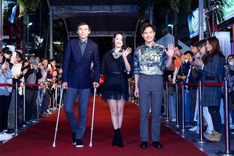 宋宁峰带伤赴台助阵金马奖 绅士范十足长腿吸睛 电影 子彦娱乐 Cn