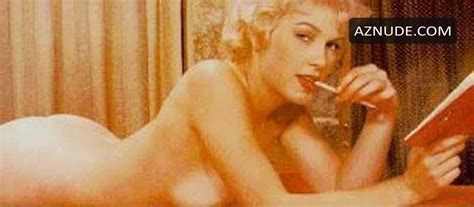 Stella Stevens Sexy And Nude Photos Showing Off Her Seductive Breasts