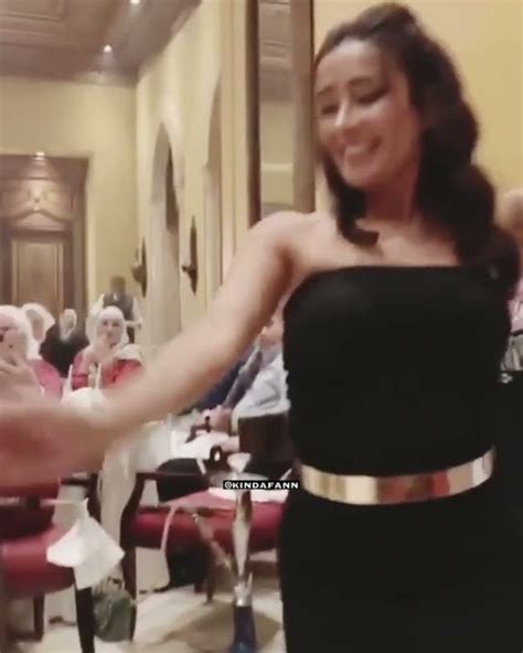 كندا حنا 😘 ️ترقص رقص جميل 😉😉😍😘 Youtube