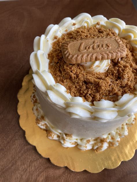 Dolcezza Prajituri Artizanale Sun Kissed Caramel Peanuts White Chocolate Tart ☀️ Dolcezza