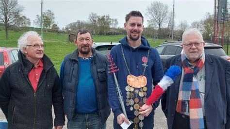 Watten Hervé Hernould Est Devenu Le Nouveau Roi Des Archers Le Journal Des Flandres