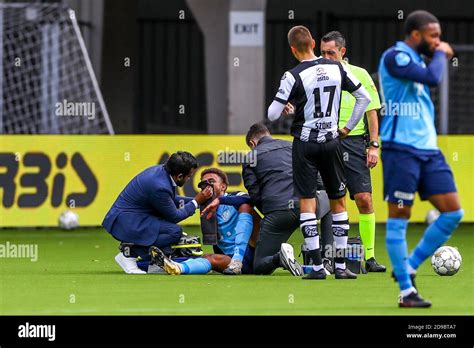 Almelo Pays Bas 01 Novembre Tommy St Jago Du Fc Utrecht Lors Du Match Eredivisie Entre
