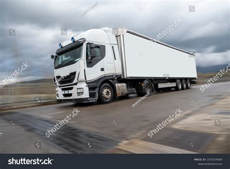 Lorry Truck