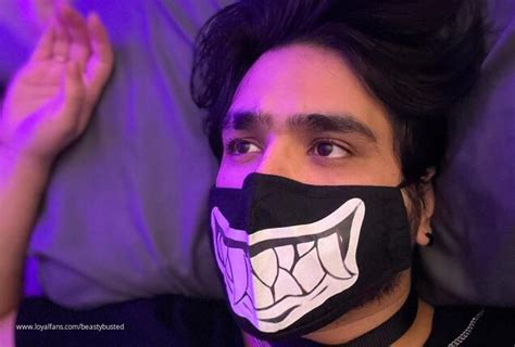 Sexy Seasoned Ball Buster Jayne Doh Set Up Some Cameras And Dressed Down To Some Spicy Red