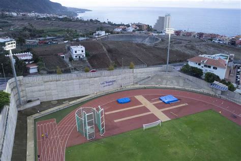 Estadio De Atletismo Ivan Ramallo Mp Lightcan