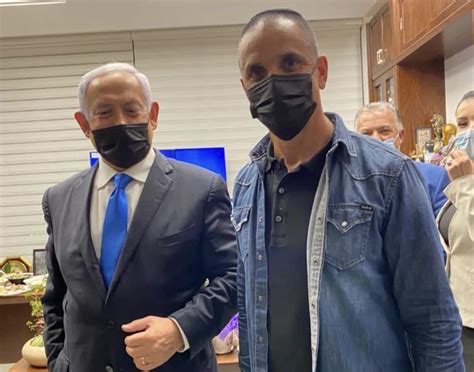 כדורגלן העבר איתן טייב מבית שאן פגש את החבר בנימין נתניהו