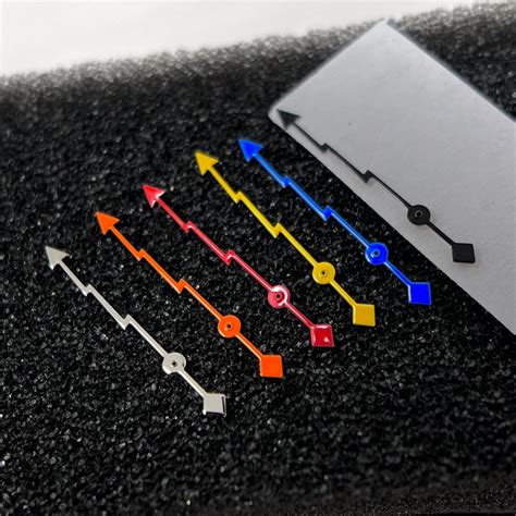 Ct8105 Lightning Bolt Colored Second Hand Orange