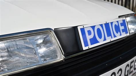 Youtuber Takes A Ride In Very Rare 1986 Rover Sd1 Police Car Autoevolution