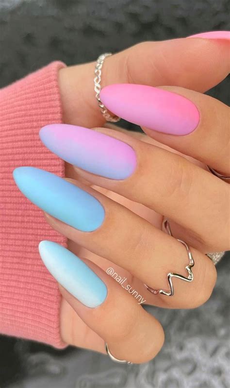 Amazing Pink And Blue Nails Stick Ons
