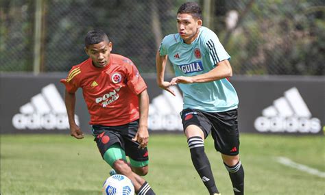 Daniel Luna No Se Pudo Recuperar Y Será Baja Ante Uruguay