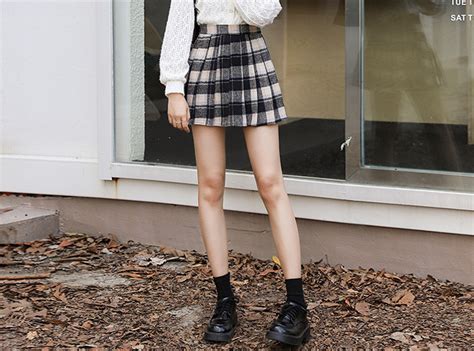 유유존 모직원단 플레어 바지안감 소프트체크스커트 미니스커트 플레어스커트 플리츠스커트 체크스커트 스쿨룩 겨울스커트 데일리 슬림라인