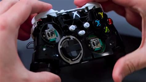 Gamers Can Now Fix Their Tired Xbox Controllers Themselves Channelnews