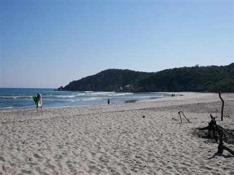 Mexiko Ix Surfen Auf Der Superwelle In Barra De La Cruz Oaxaca