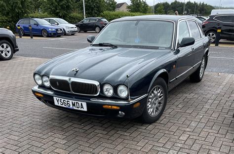 2001 Jaguar Xj8 Se Auto This Appears To Be A Japanese Impo Flickr