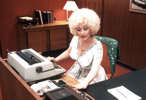 Dolly Parton Made Her Acting Debut In 9 To 5 On This Day In 1980