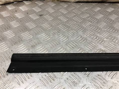 Купить Уплотнитель двери нижний Nissan Qashqai 2008 80838JD000 J10 ...