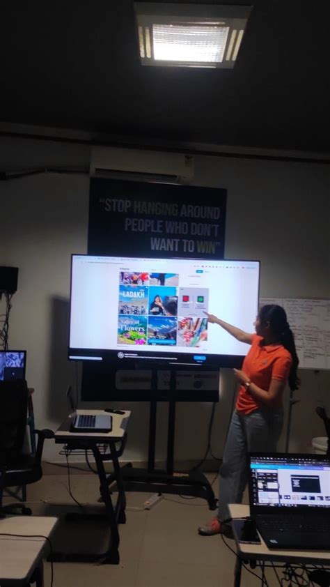 Gauri Gupta On Linkedin Had An Engaging Presentation On Social Media Strategy Skillcircle™ It