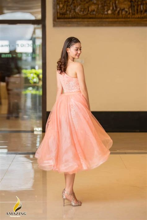 ဘိုမရုပ်လေးလားလို့ ထင်မှတ်မှားရလောက်အောင်ချစ်စရာကောင်းနေတဲ့ ခင်၀င့်ဝ