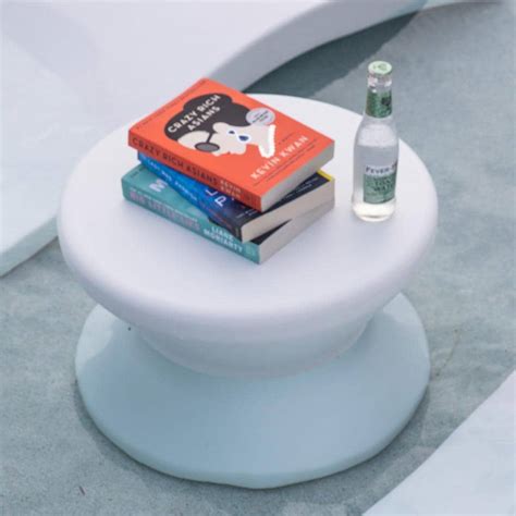 Signature 18 Inch Round Polyresin End Table In Dark Blue By Ledge