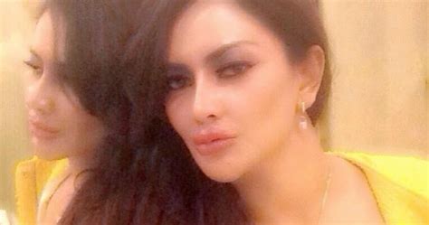 Model Berbahaya Sisca Melliana Foto Dan Video Ikiasli Comotan